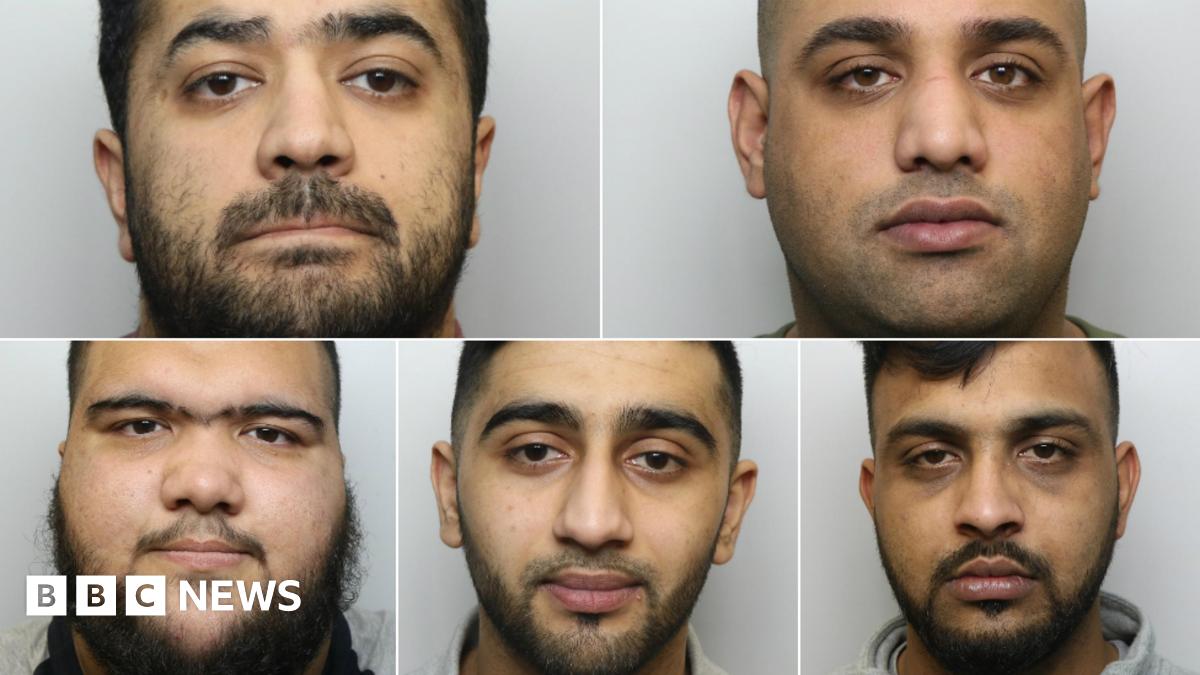 Leeds gang ringleader jailed over gun attack - BBC News
