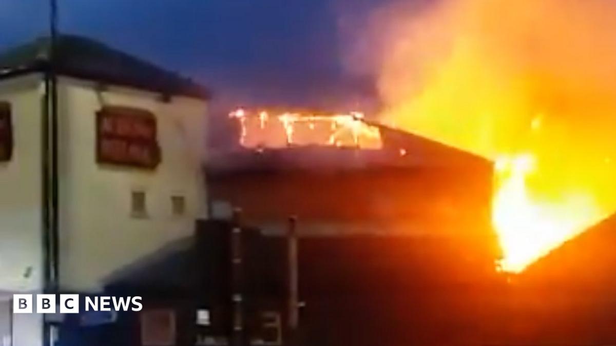 Perry Barr African Village restaurant fire 'accidental' - BBC News