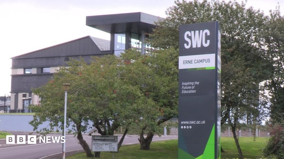 South West College opens £30m campus in County Fermanagh - BBC News