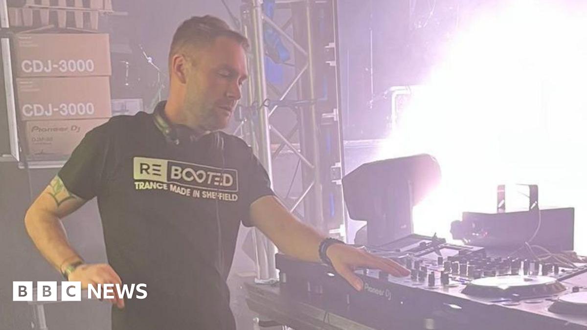 DJ Danny Stubbs' last track to raise money for cancer charity - BBC News