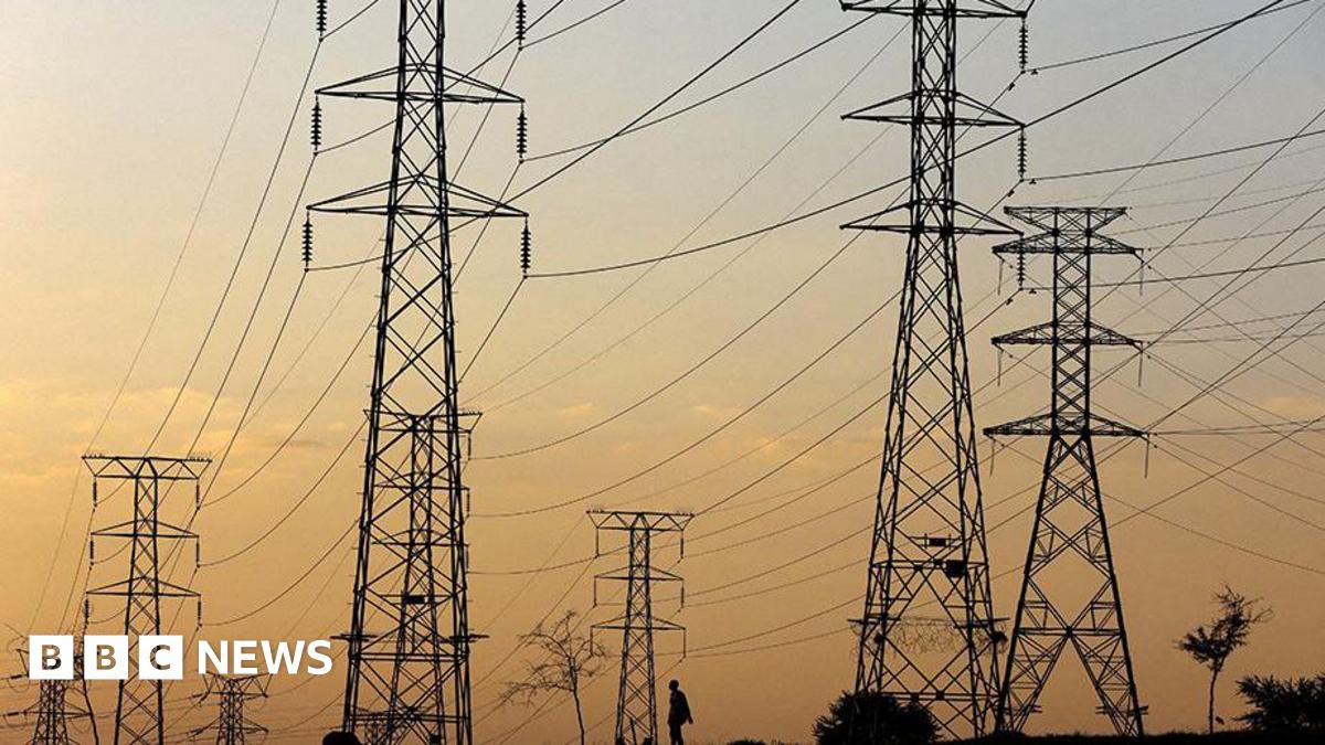 Thousands of Padiham homes without power after substation damaged - BBC ...