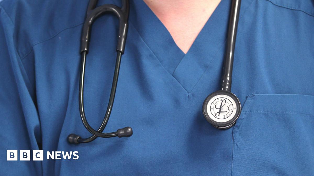 Norwich oncologist says lack of doctors is causing cancer delays - BBC News