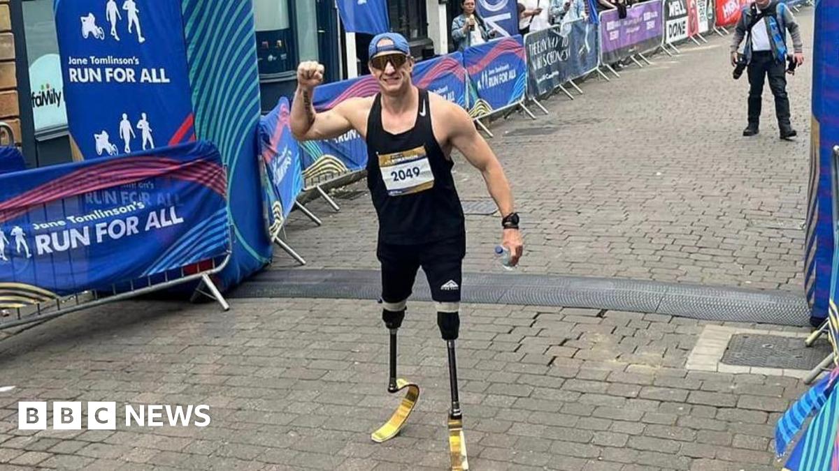 New world record hope for Richard Whitehead after Ramathon - BBC News