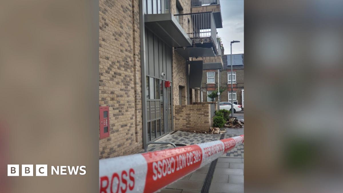Barking balcony collapse: Disaster waiting to happen, say experts - BBC ...