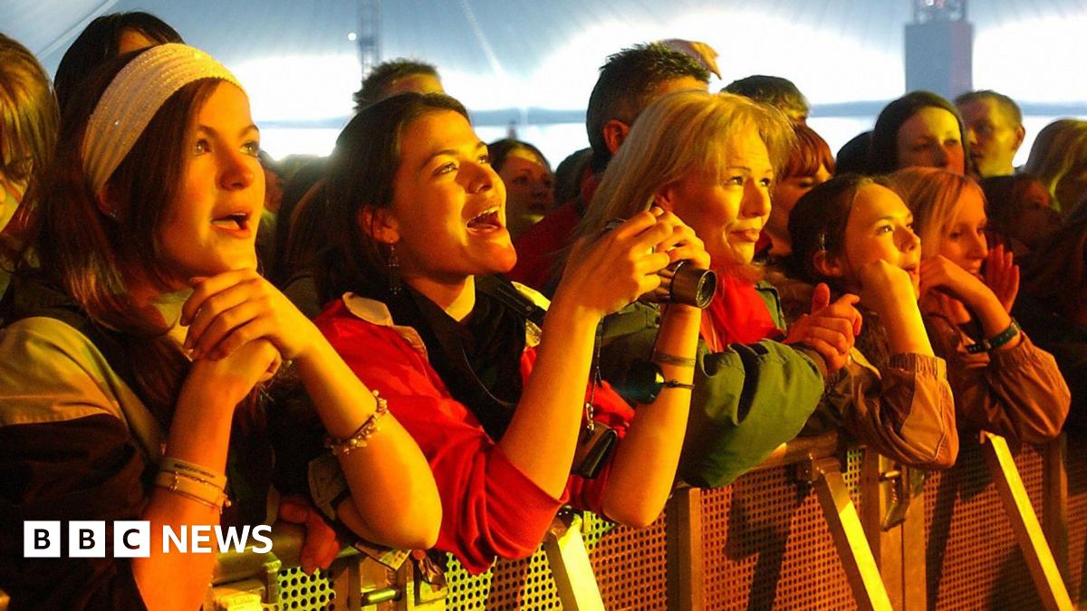 Newcastle festival on hold to avoid Sunderland Big Weekend clash - BBC News