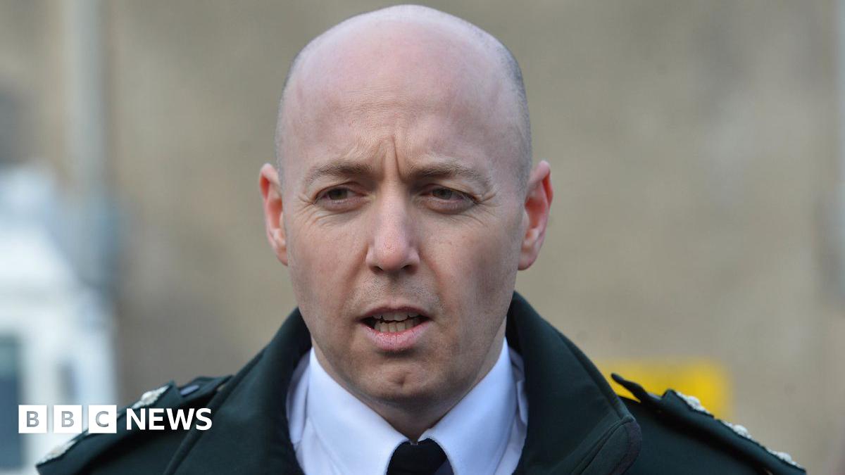 Former senior PSNI officer Jon Burrows to become UUP MLA - BBC News