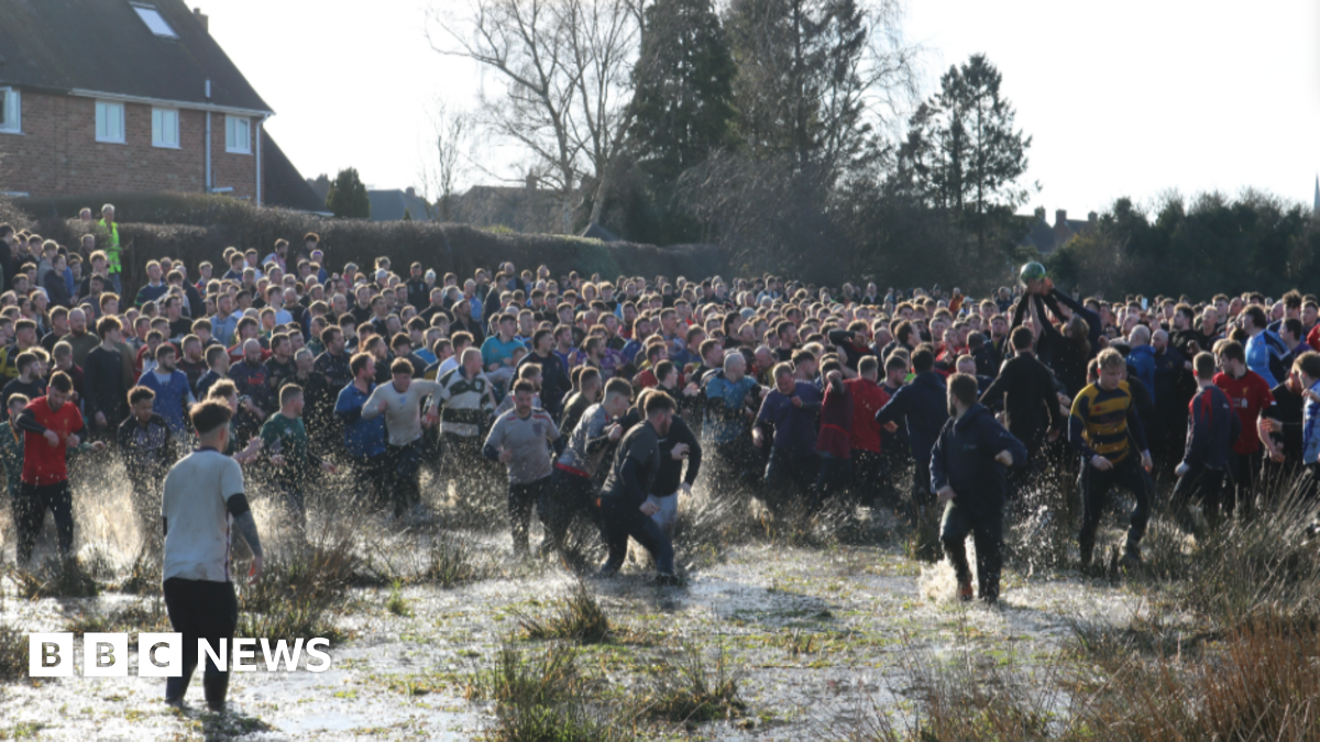 Ashbourne's Royal Shrovetide football day two - as it happened - BBC News
