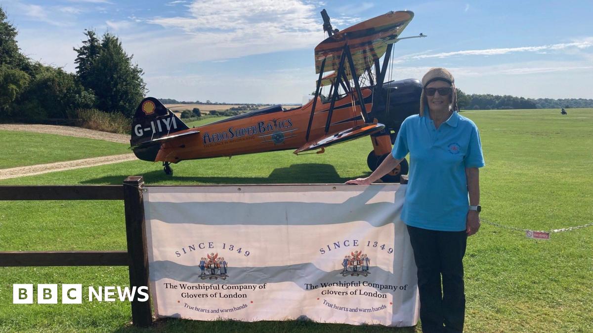 'I said I could do a loop-the-loop', says charity wing walker - BBC News