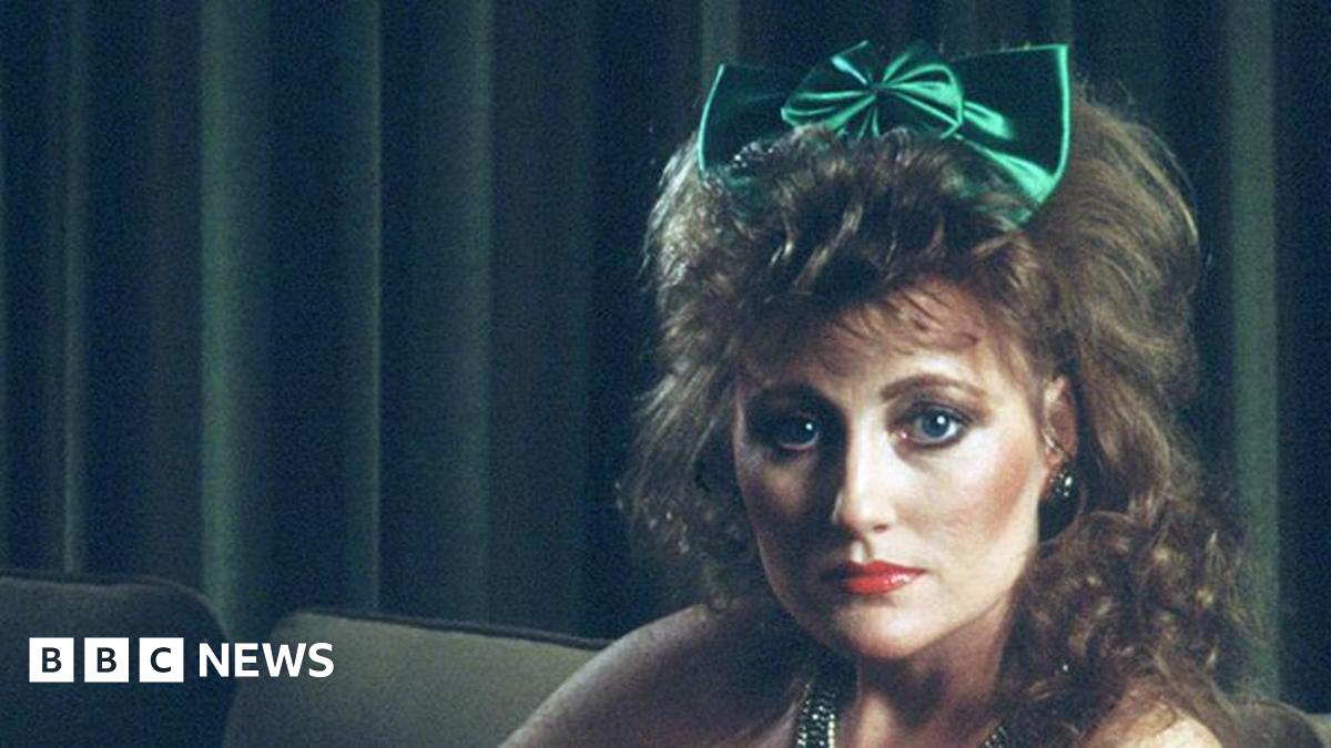 Rose-Marie: Tributes as singer and entertainer dies at 68 - BBC News