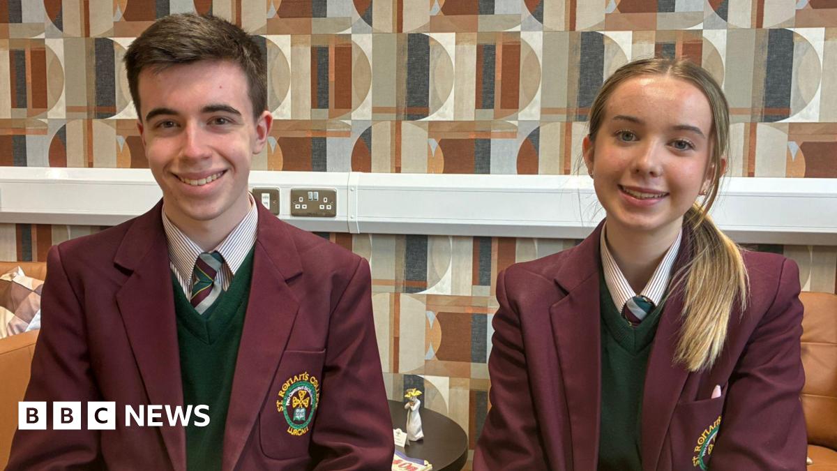 GCSEs: Students in NI won't receive exam results online in August - BBC ...