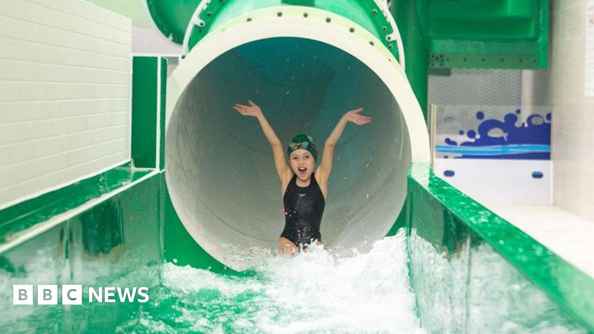 Oasis Pool shut for six months to come 'back with a splash' - BBC News