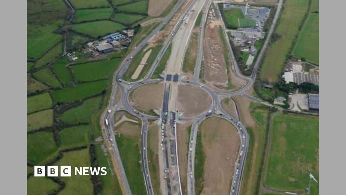 Further A30 Cornwall closures taking place in December - BBC News