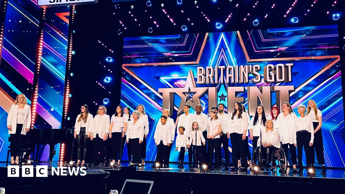 The BIG Sing choir eyes Christmas number one with festive single - BBC News