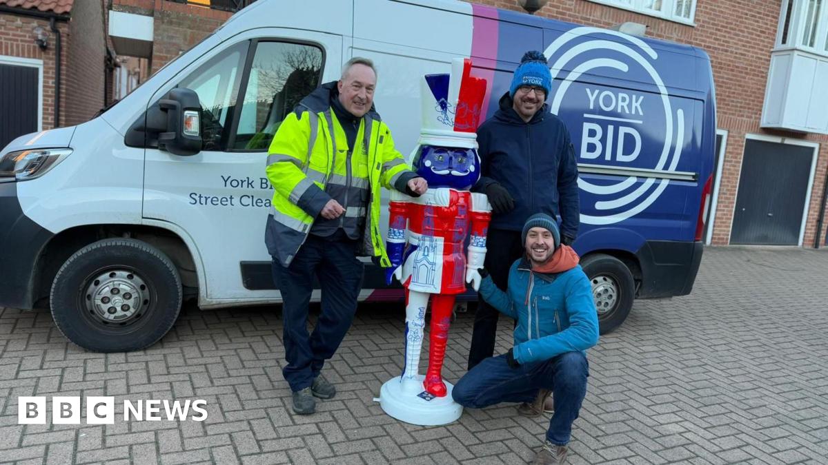 Stolen York Nutcracker Trail sculpture found dumped on street - BBC News