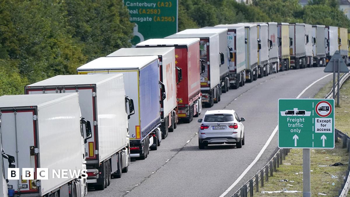 Why empty lorries are a problem and how to fix it - BBC News