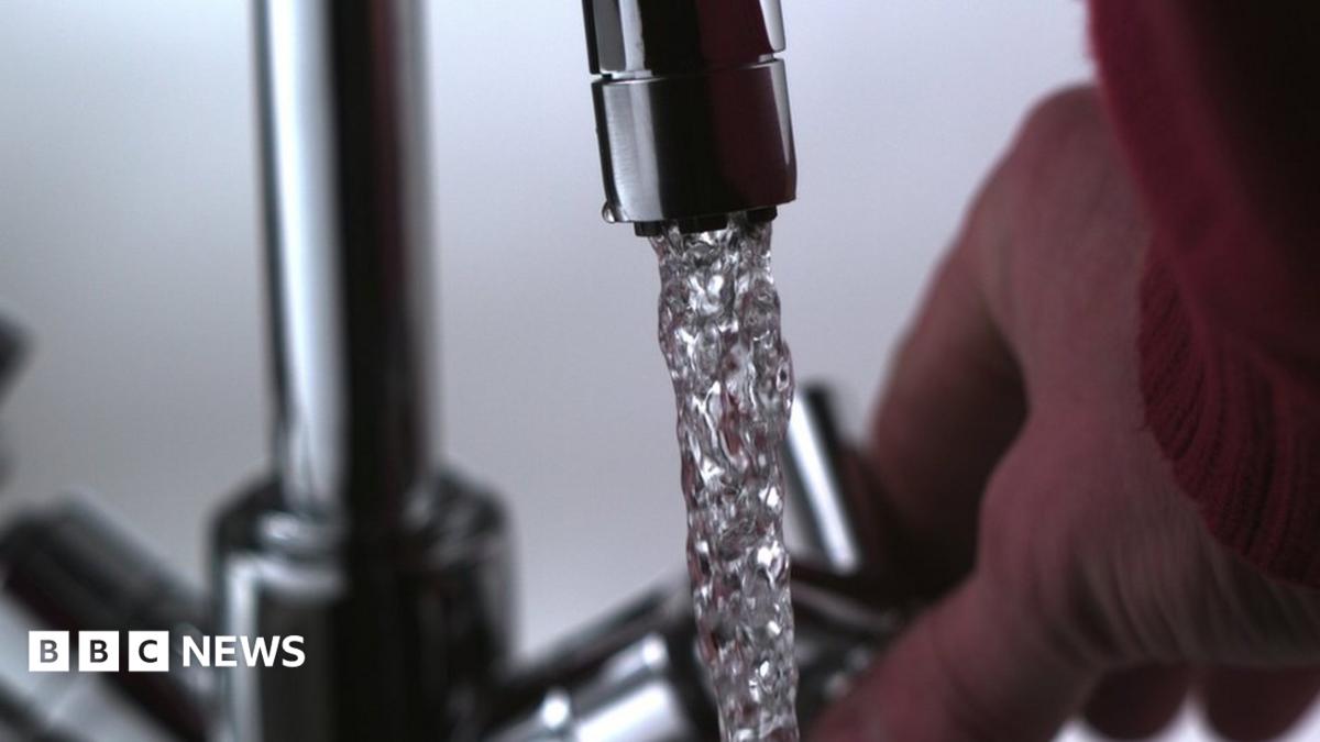 Guernsey Water repays £1.2m to States despite deficits - BBC News