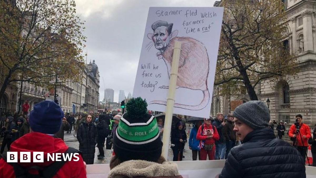 Inheritance tax: Farmers' protest heads to London - BBC News