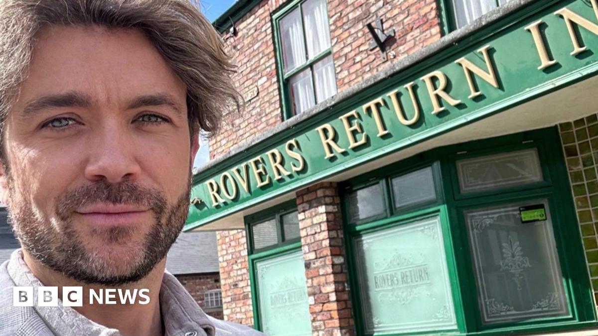 Emrhys Cooper: Coronation Street star says cults destroy lives - BBC News