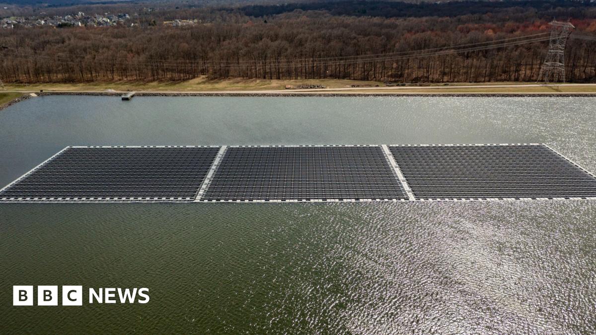 Spelthorne MP wants floating solar panels on UK reservoirs - BBC News