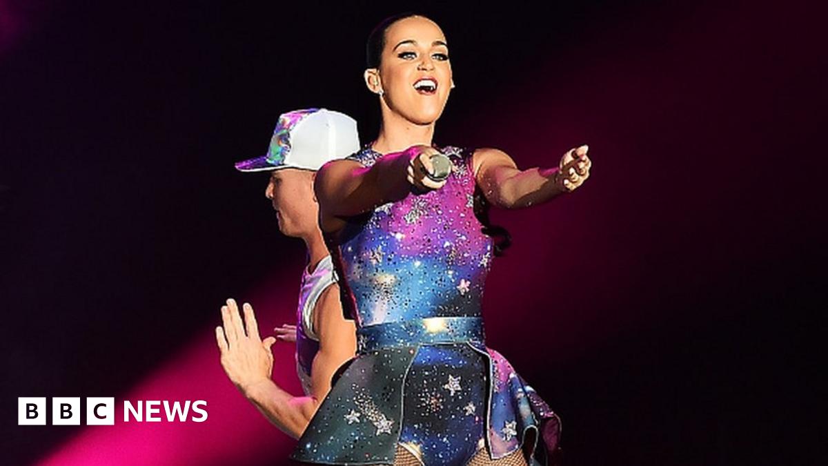 Katy Perry top-earning musician in Forbes list - BBC News