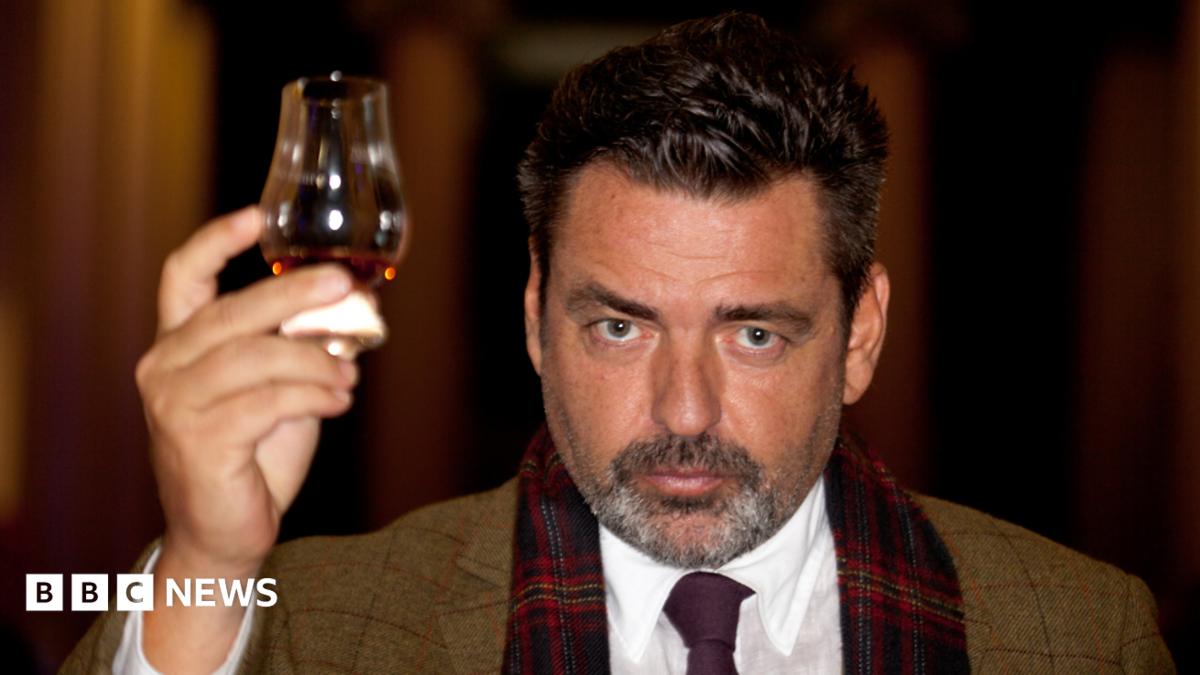 Edinburgh International Film Festival closes with Whisky Galore! - BBC News