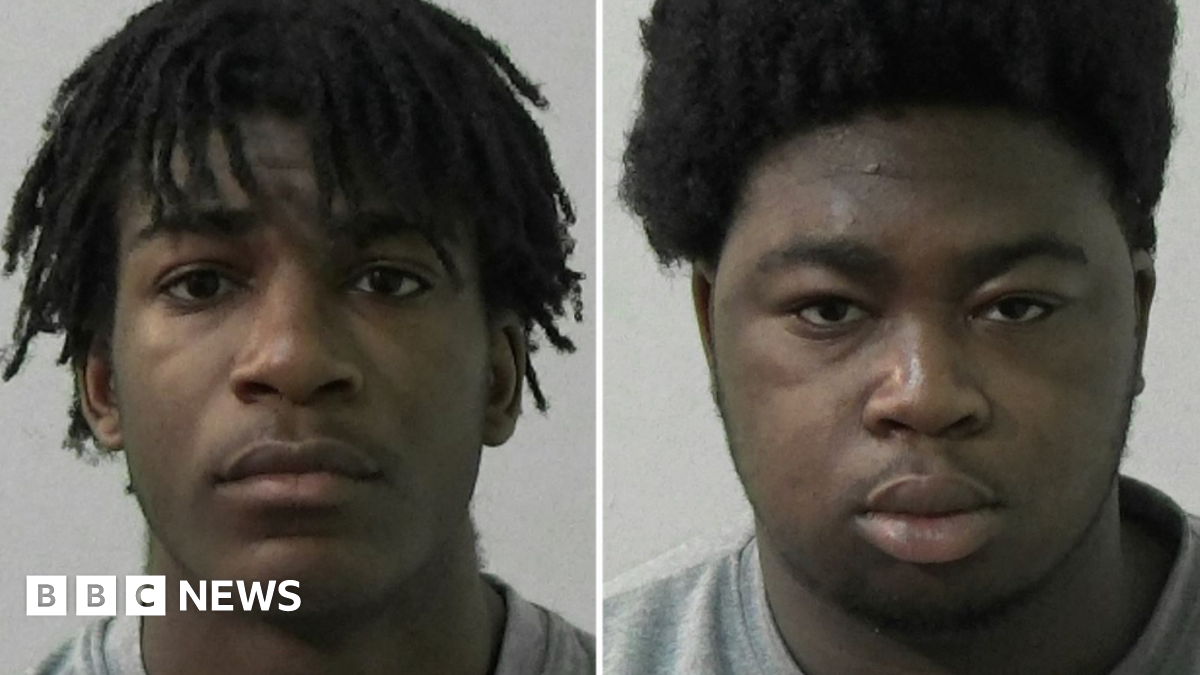 Newcastle teens jailed for Gordon Gault gang killing - BBC News