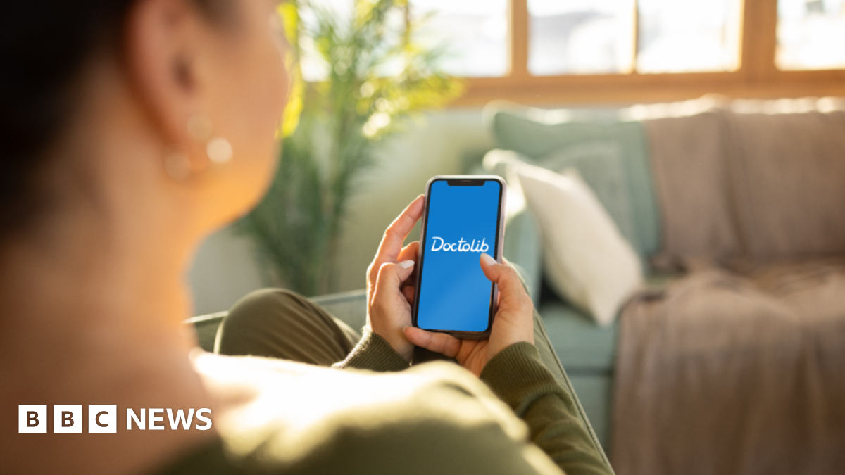 Why France's start-up champion has struggled abroad - BBC News