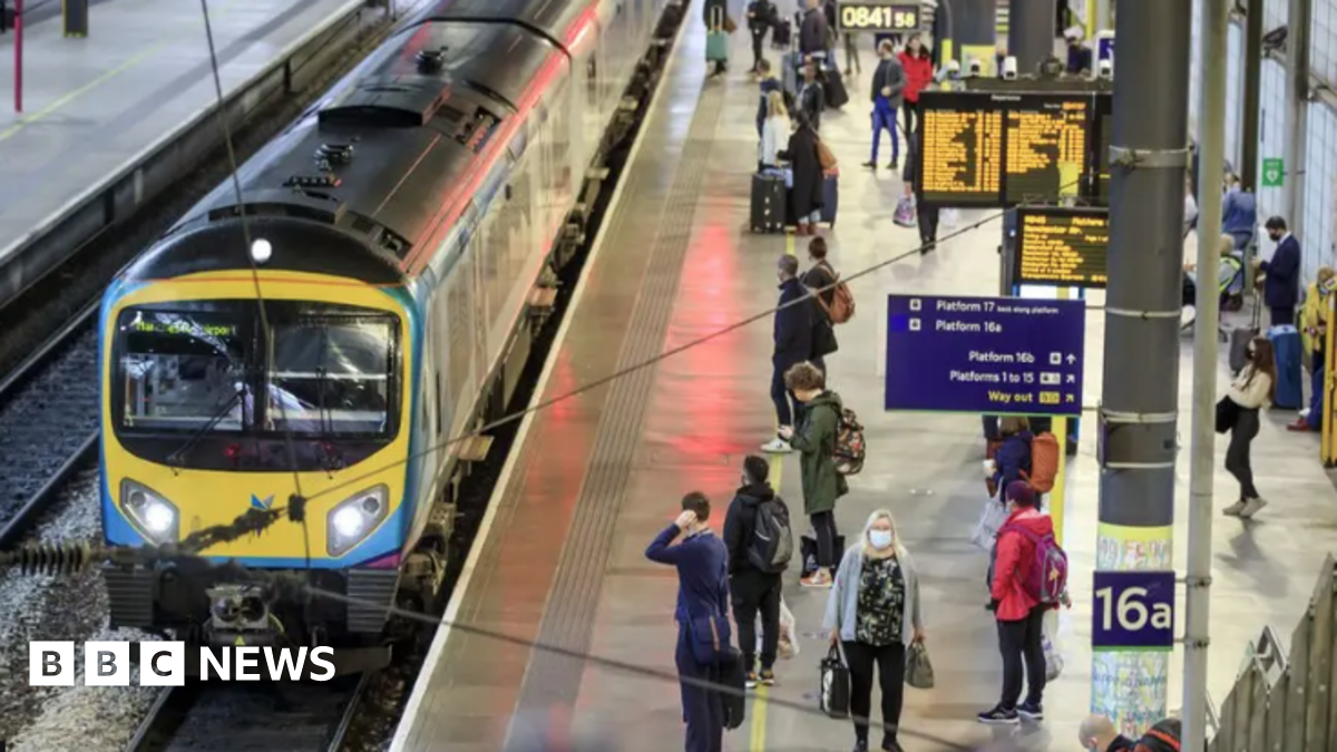 Yorkshire leaders welcome £45bn Northern Powerhouse rail plans - BBC News