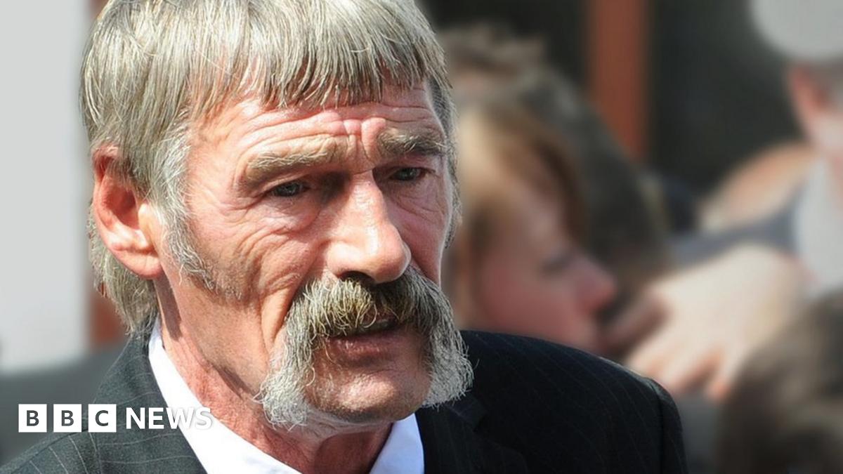 John McAleese: The SAS soldier who was the man behind the mask - BBC News