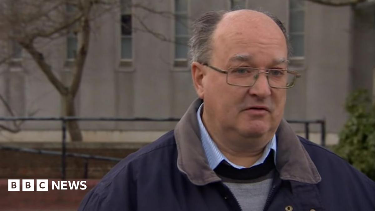 Ashford poppy appeal theft fundraiser Derek Russell sentenced - BBC News