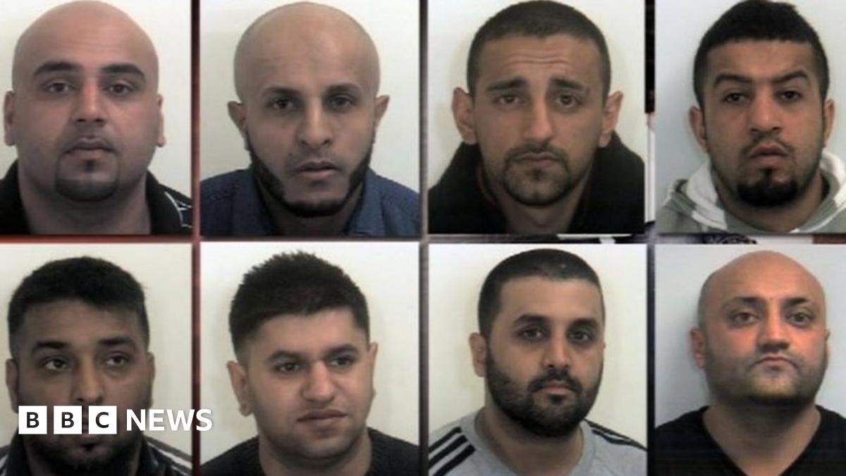Rotherham child abuse: Eight jailed for rape and sexual abuse of three girls - BBC News