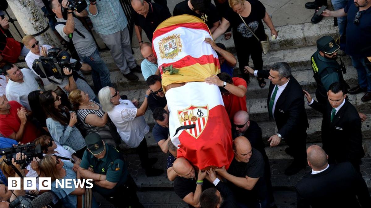 Jose Antonio Reyes: Footballer's high-speed crash prompts anger and ...