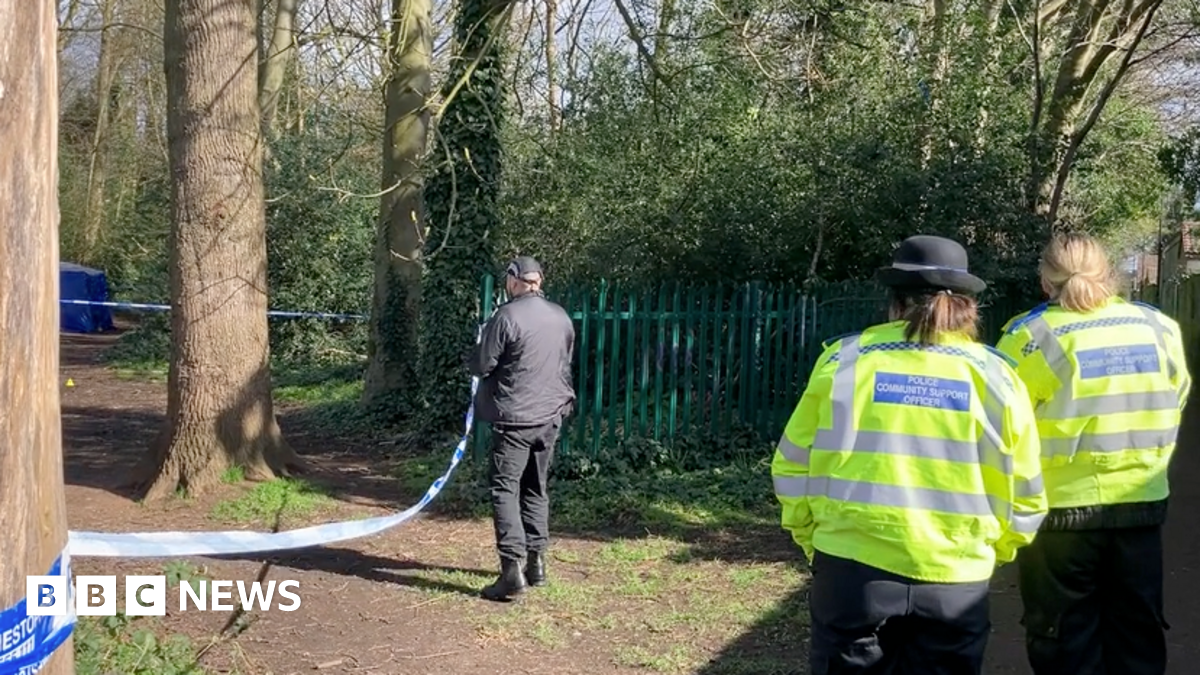 Dead body of man found in wheelie bin in Coventry park - BBC News