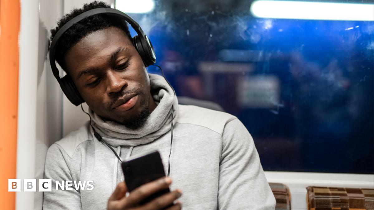 Spotify raises premium subscription price for millions - BBC News