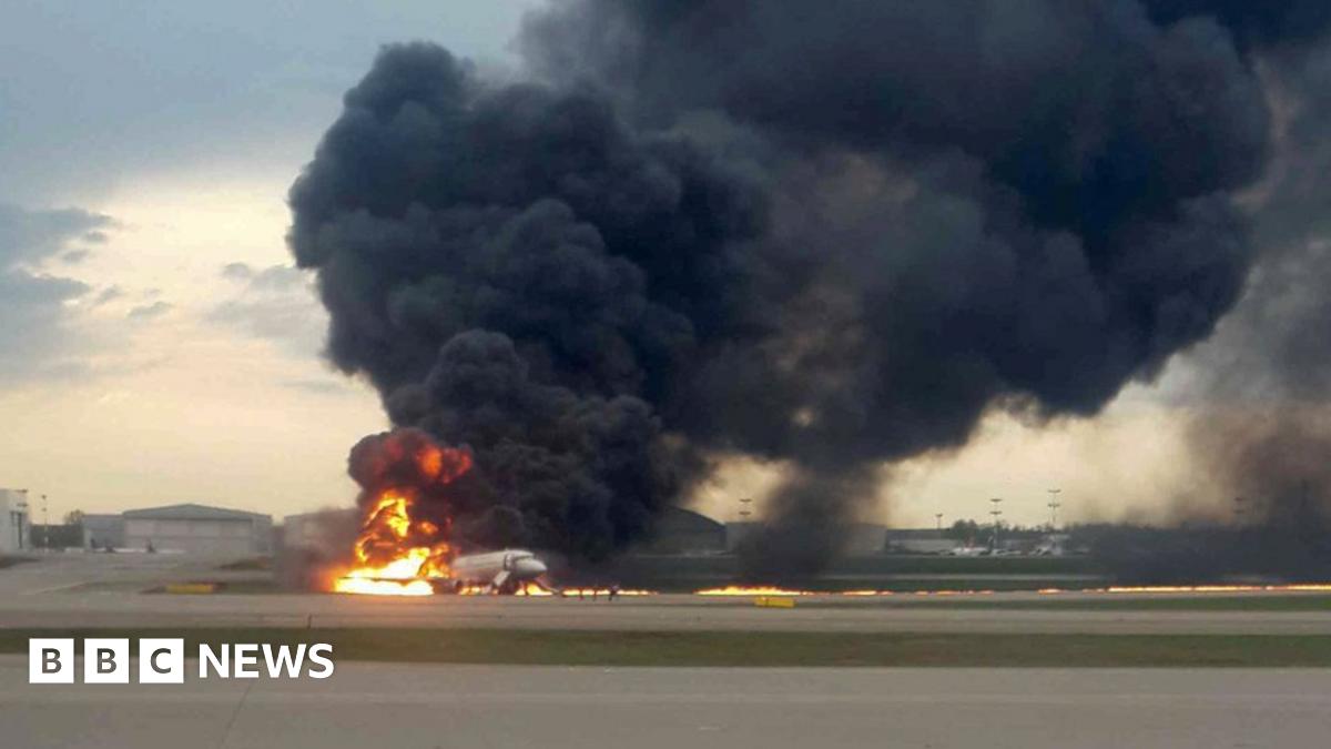 Aeroflot plane crash: 41 killed on Russian jet - BBC News