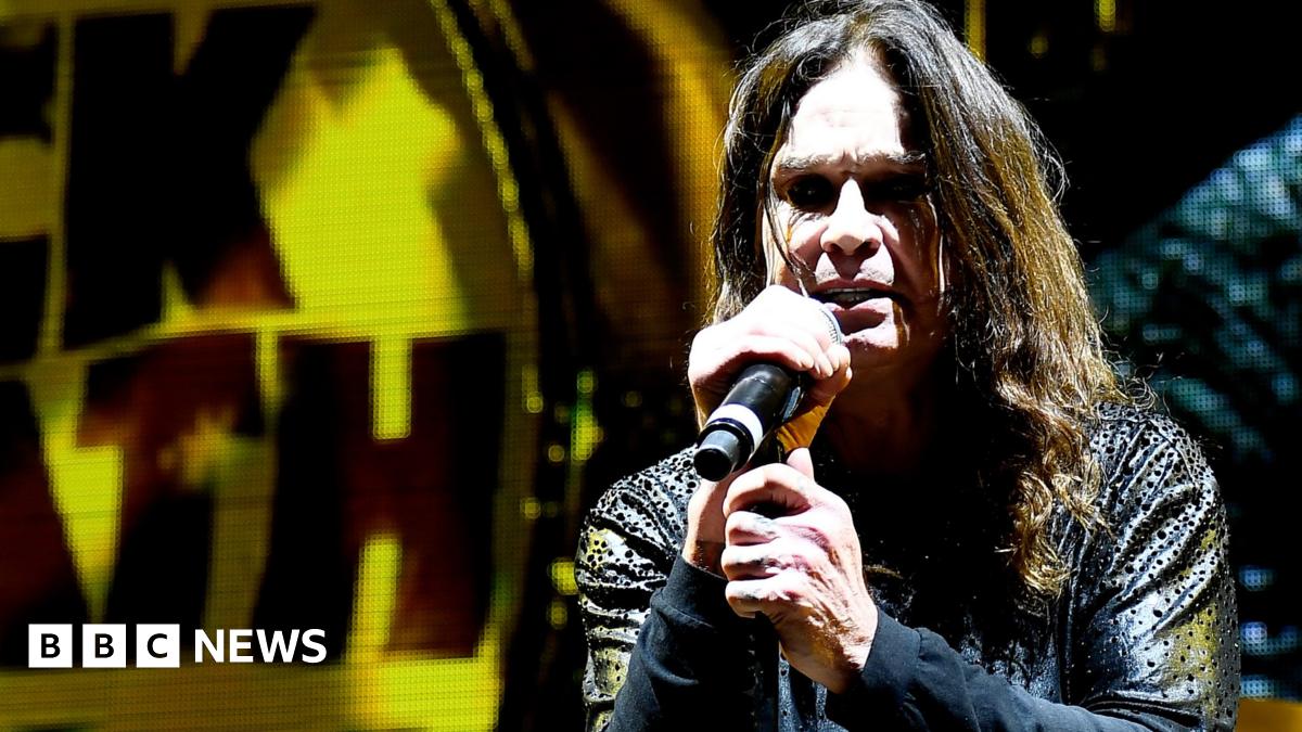 Black Sabbath bow out in Birmingham with final concert - BBC News