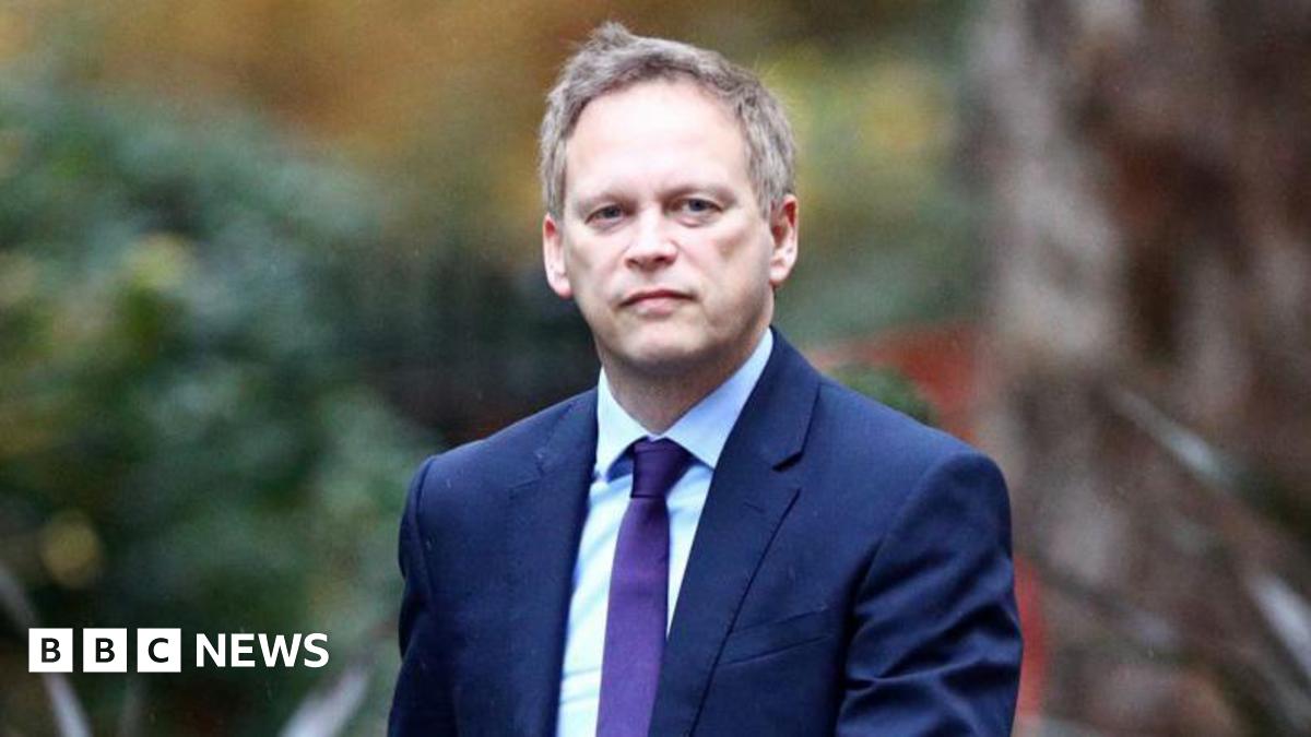 Shapps is biggest loser in Hertfordshire results - BBC News