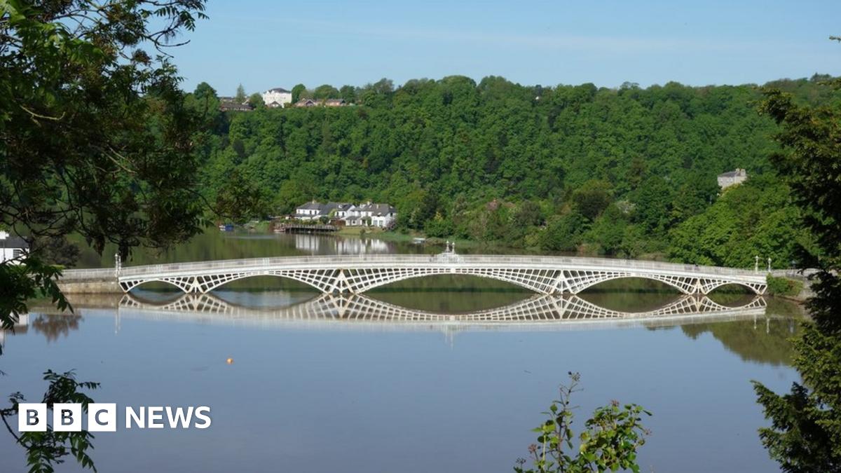 Chepstow Bridge's 200 year-old crossing celebrated - BBC News