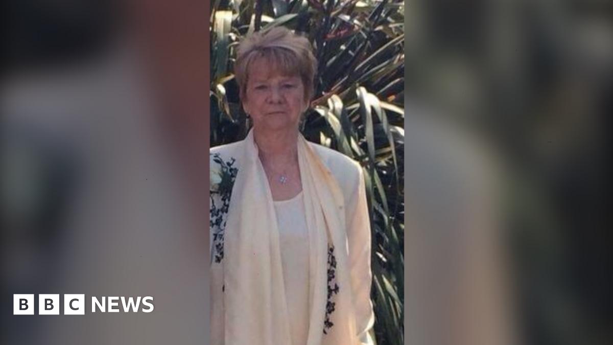 Eileen Harding, 75, dies after Upper Newtownards Road crash - BBC News