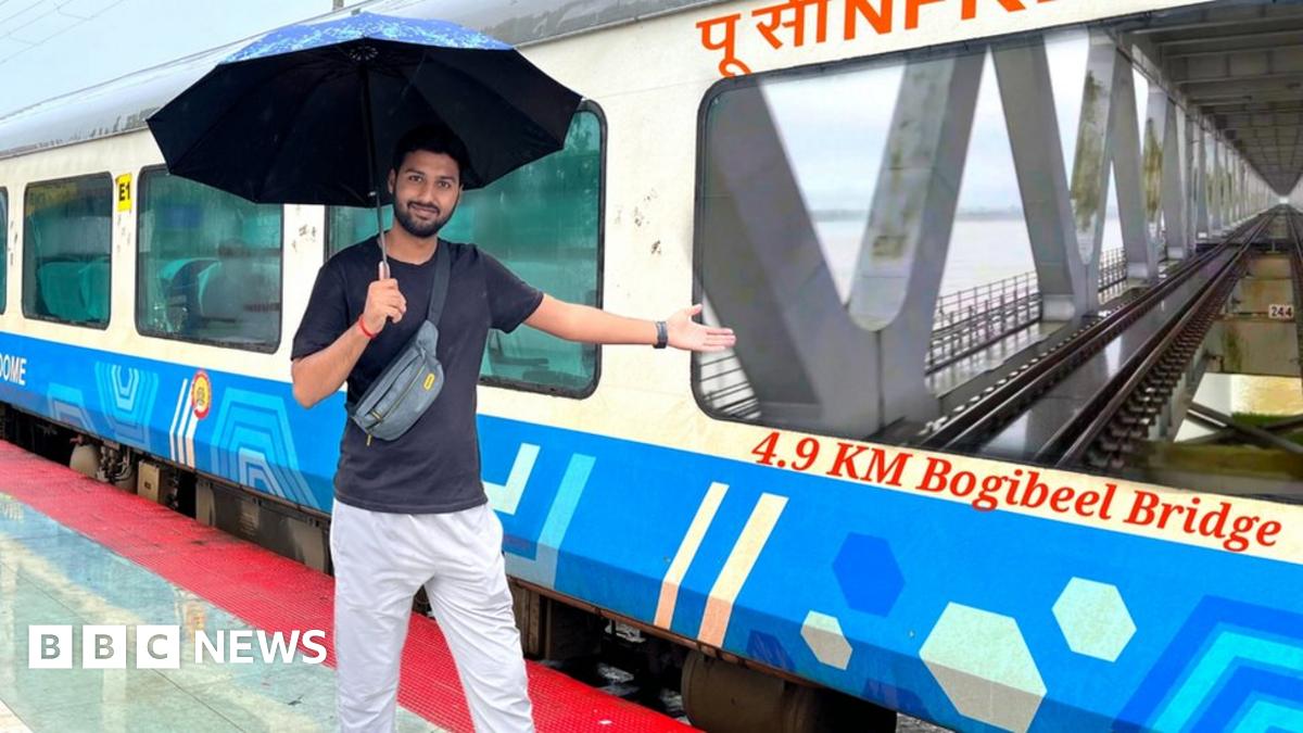 Vloggers rekindling the joys of India train journeys - BBC News