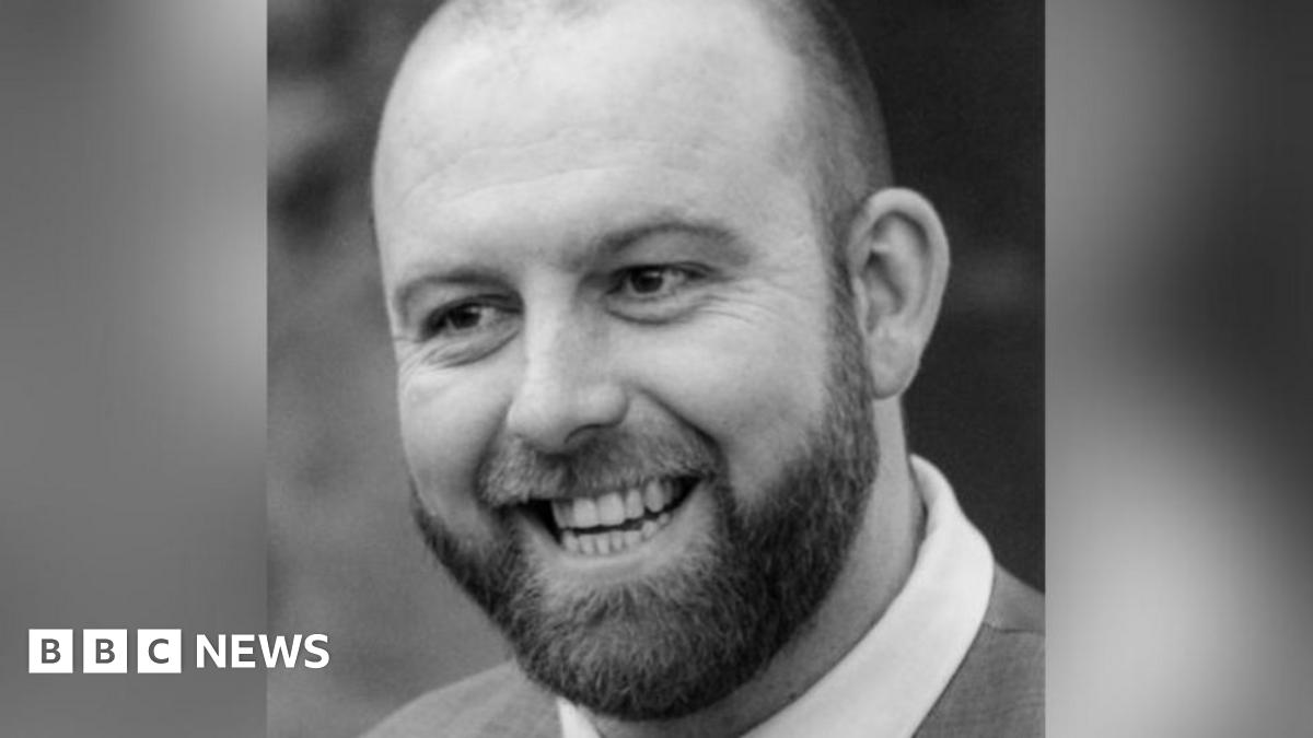 Man killed in Barnetby Top A15 HGV crash named - BBC News