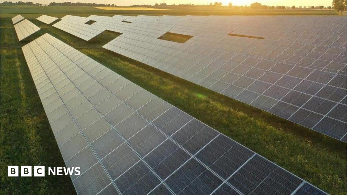 Plans for solar farm set to take step forward in Leicestershire - BBC News