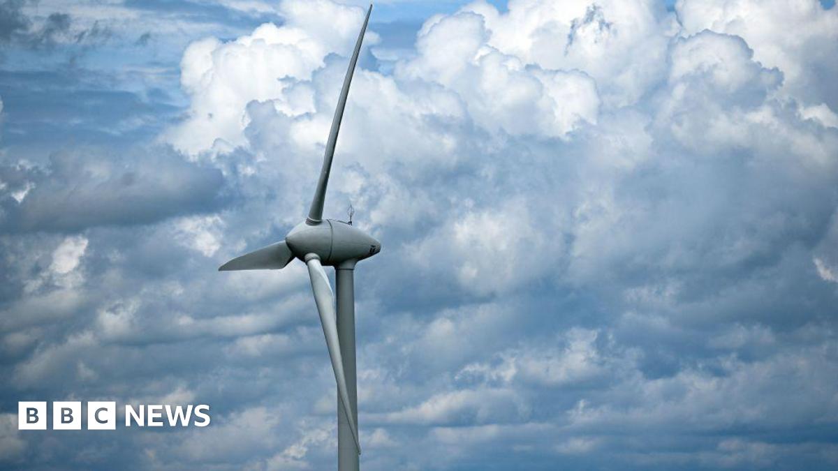 Southern Upland wind farm turbines cleared to get taller - BBC News