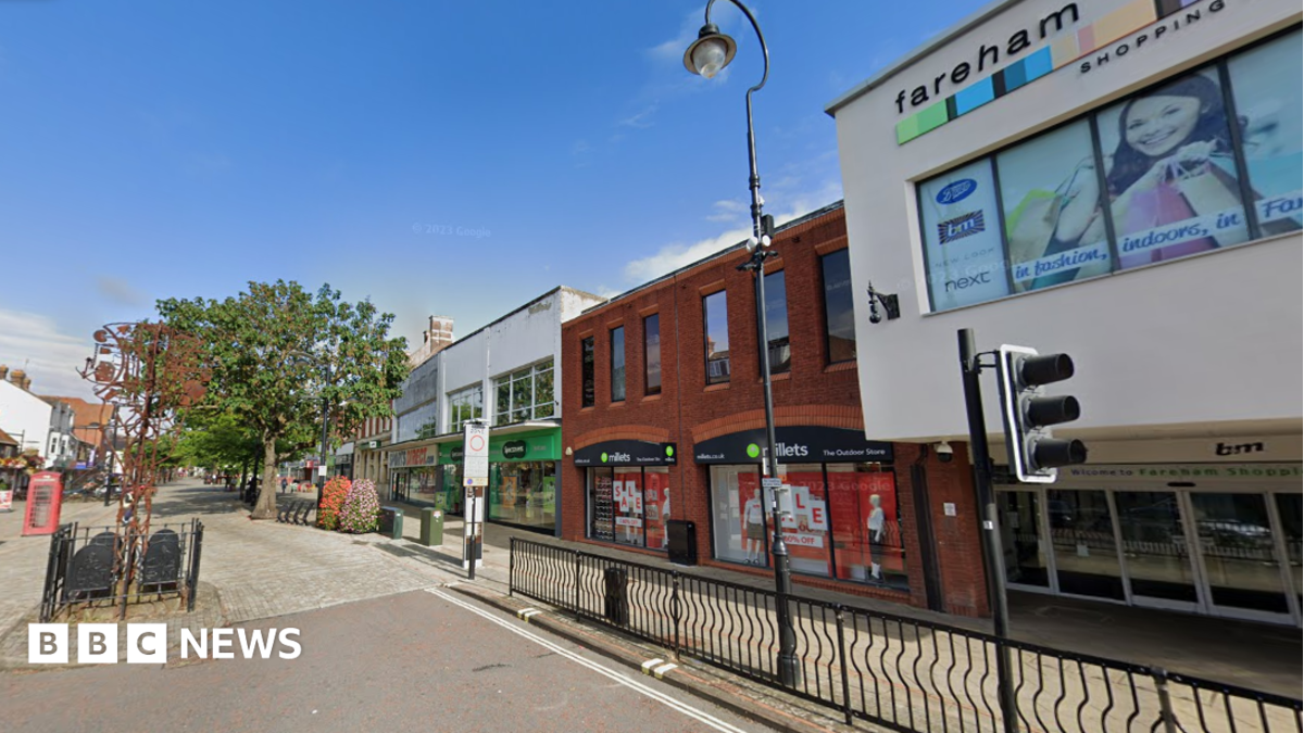 Fareham: New scheme to crack down on anti-social behaviour - BBC News