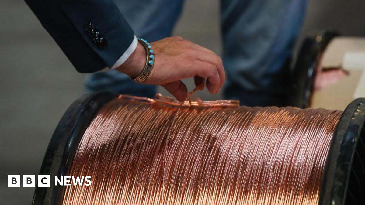 Trump orders probe of copper in first step to tariffs - BBC News