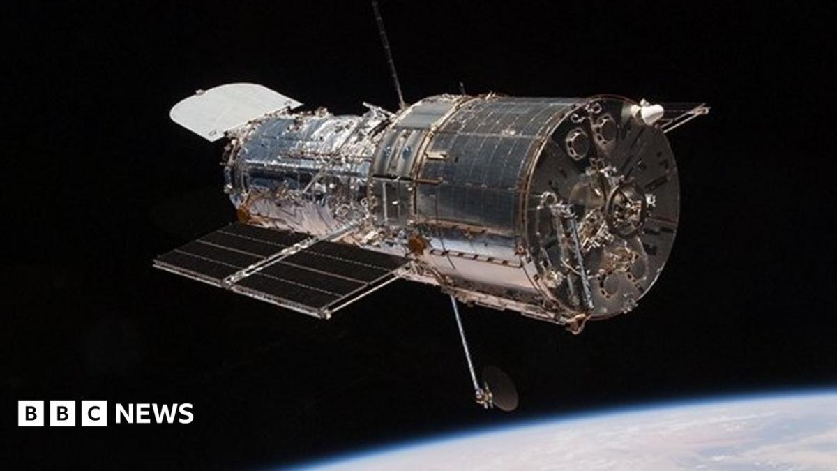 Nasa, SpaceX study Hubble telescope re-boost mission - BBC News
