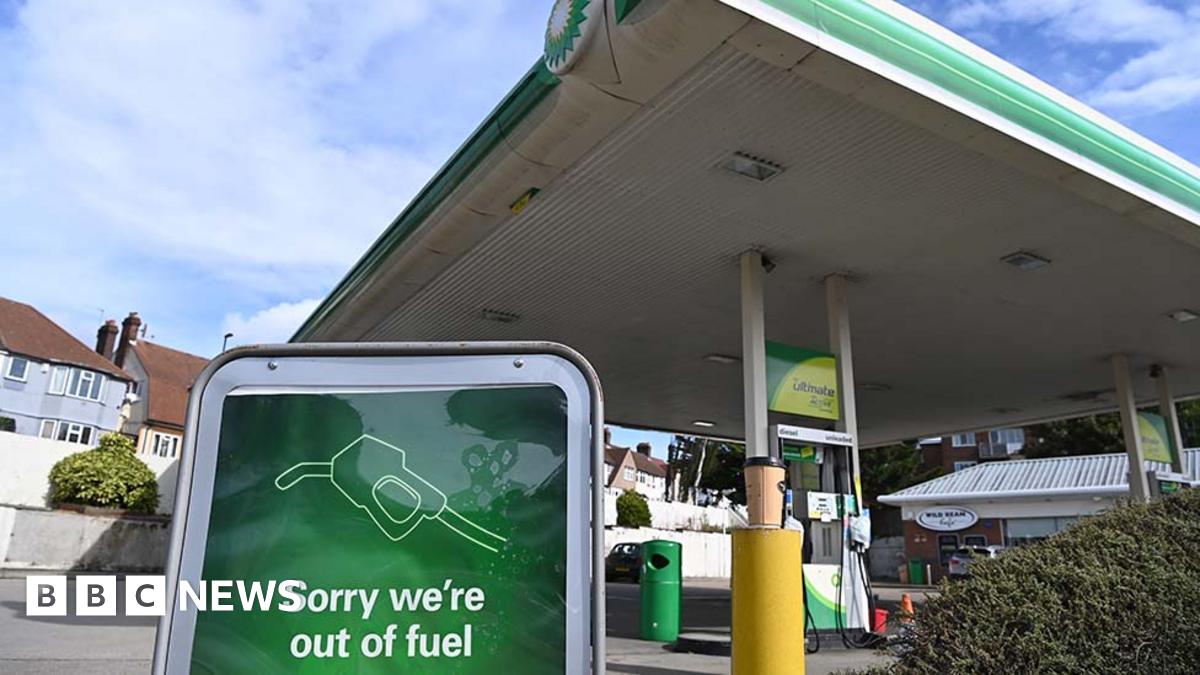 Petrol shortage: Is the fuel crisis improving? - BBC News