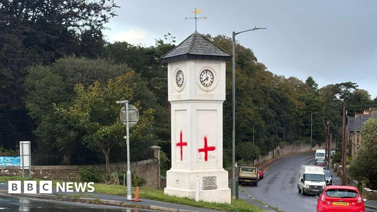 Cornwall war memorial graffitied with St George's Cross - BBC News