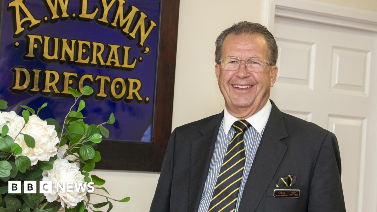 Nottingham funeral director named in New Year Honours - BBC News