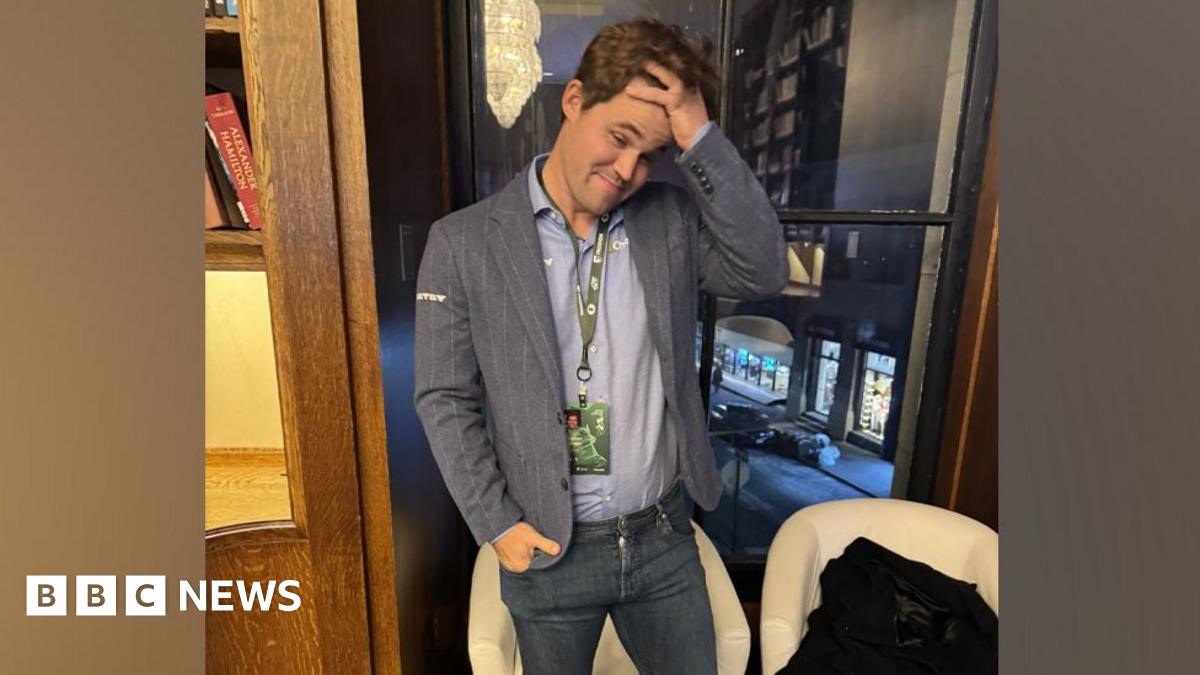 Carlsen to rejoin chess championship after jeans dispute resolved - BBC ...